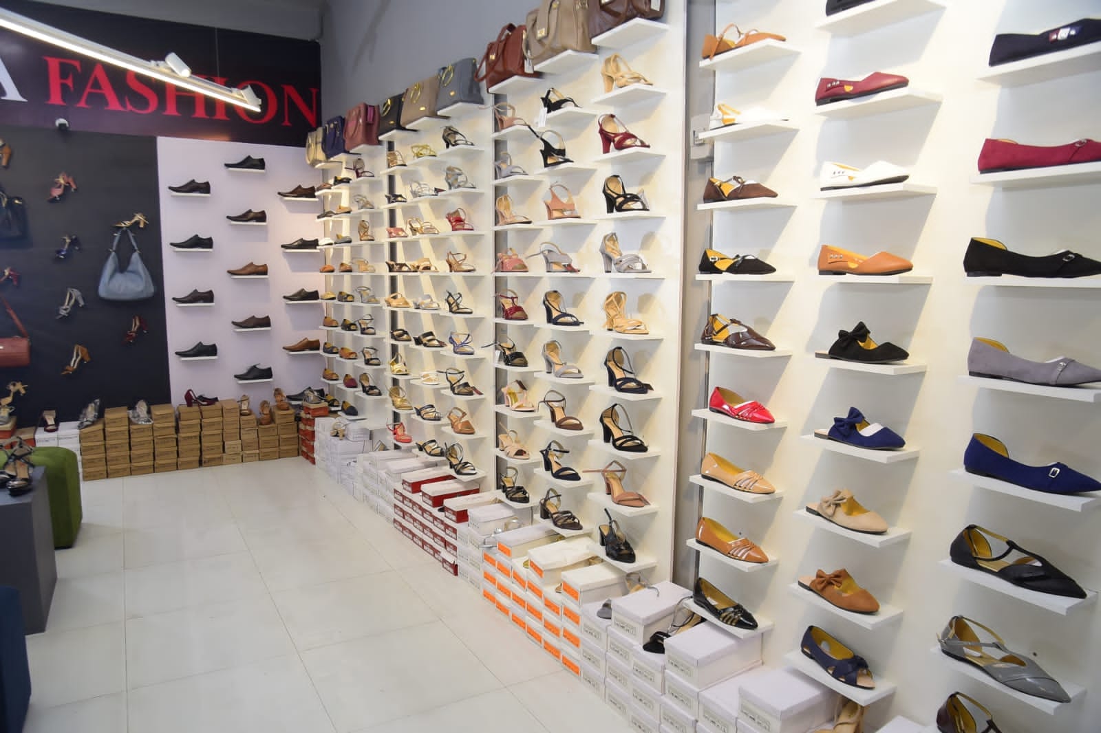 A&A Fashion - Shoe Store in Kandy